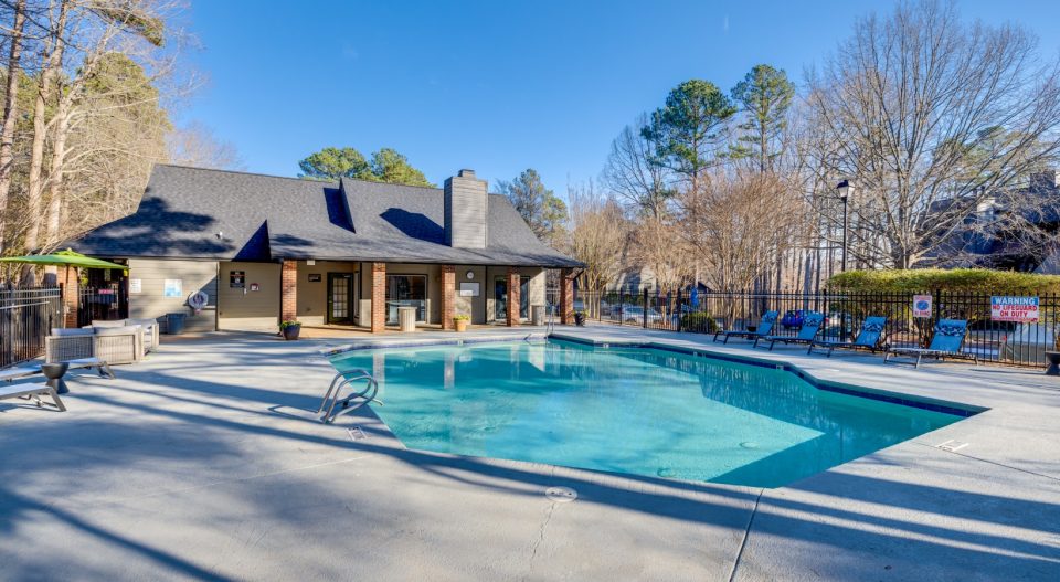 Northwest Raleigh Apartments | The Quinn on Ravenglass